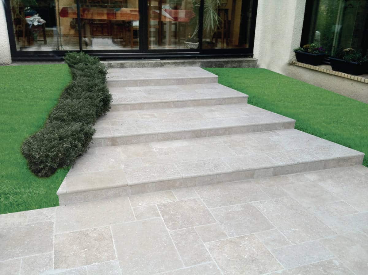 Comment choisir son carrelage extérieur ? | OrangeRockCorps