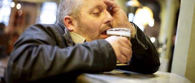 Les signes pour reconnaître la dépendance à l’alcool | OrangeRockCorps